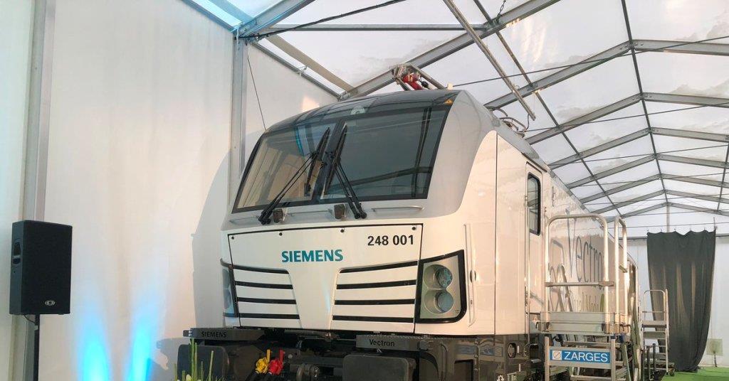 Siemens unveils Dual-Mode Vectron | News | Railway Gazette International