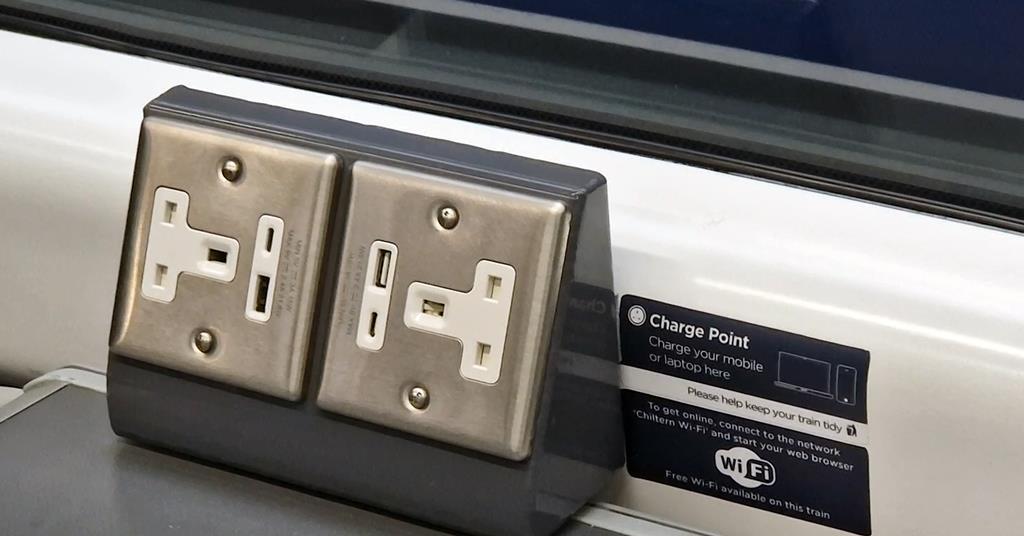 First refurbished Class 168 DMU unveiled by Chiltern Railways | Rail ...