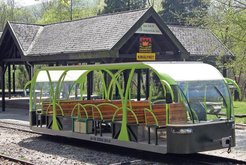 Solar powered railcar ready for summer | News | Railway Gazette ...