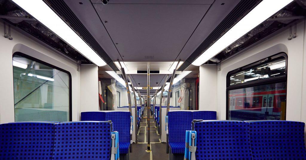 First Class 490 EMU arrives in Hamburg | News | Railway Gazette ...