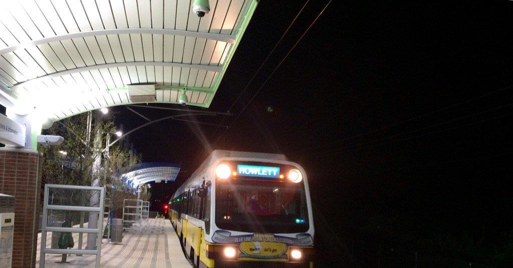 Dallas Blue Line extension opens | Metro Report International | Railway ...