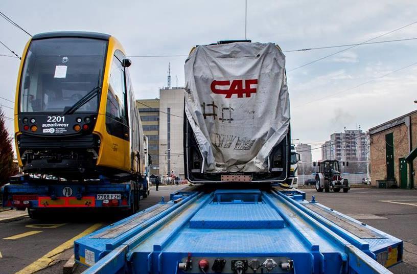 Budapest receives CAF tram | Metro Report International | Railway ...