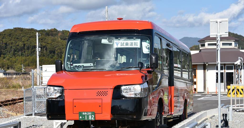 Japan: road-rail midi-buses on a rural railway | In depth | Railway ...
