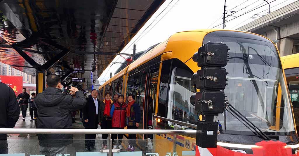 Songjiang tramway opens in Shanghai | Metro Report International ...