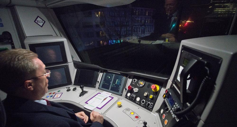 Train Control: En route to digital signalling | In depth | Railway ...