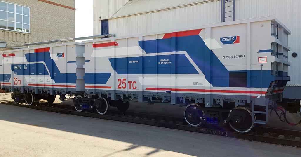 Articulated open wagons offer 23% increase in load per unit length ...