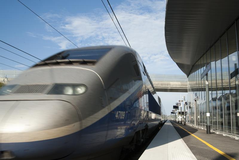 SNCF orders double-deck TGVs | News | Railway Gazette International