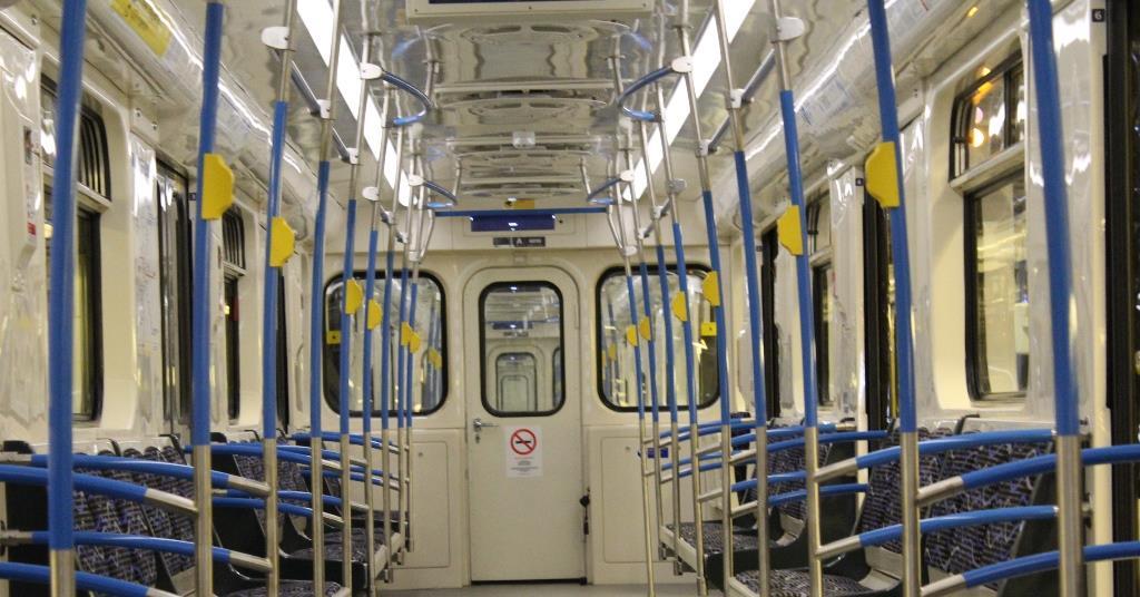 First refurbished Budapest Line M3 trainset enters passenger service ...