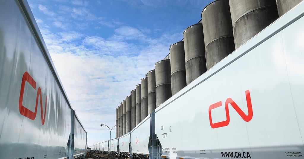 CN to test diesel-battery hybrid main line locomotive | News | Railway ...