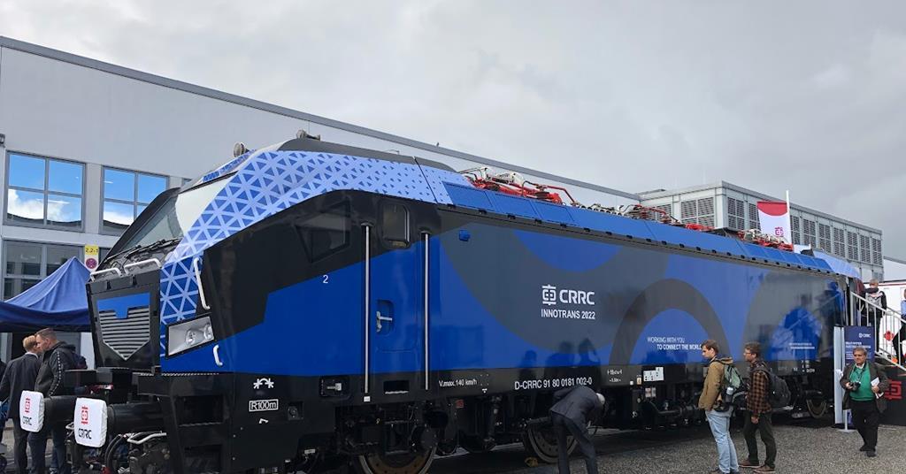 Hungarian hybrid is ready to roll | News | Railway Gazette International