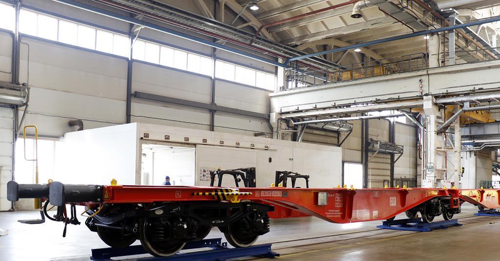 Russian wagons for DB on test | News | Railway Gazette International