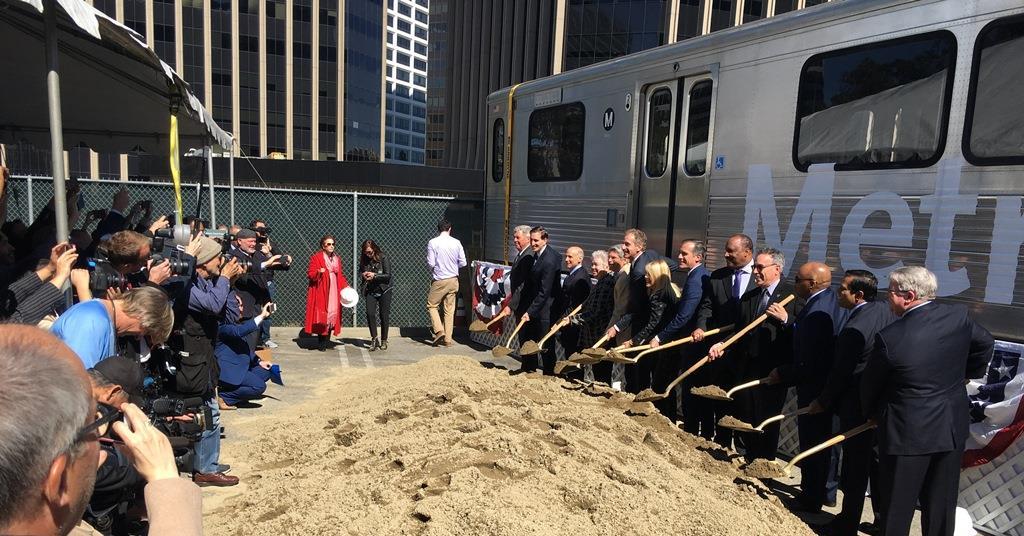 Work starts on second phase of Los Angeles Purple Line extension ...
