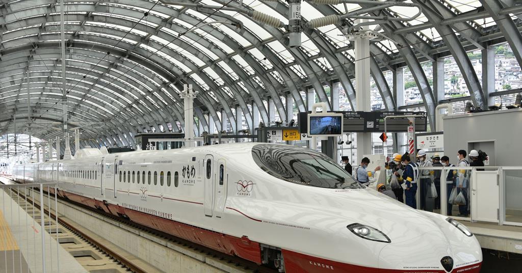 Test running starts on Nishi-Kyushu Shinkansen | News | Railway Gazette ...