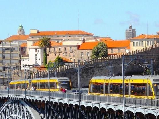 Porto light rail extensions progress | Metro Report International ...