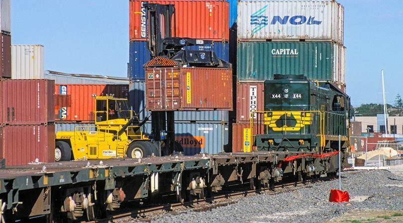 Dual-gauge freight connection funded | News | Railway Gazette International
