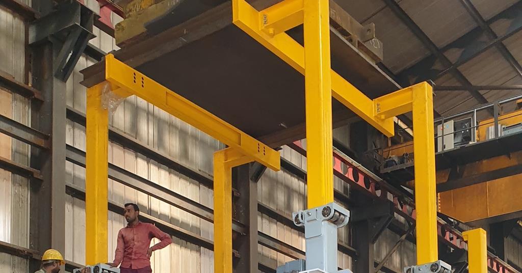 Make in India train lifting equipment delivered | News | Railway ...