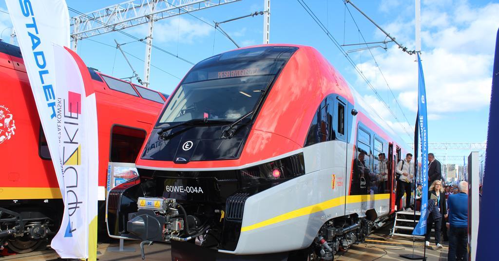 Pesa unveils first Elf 3.0 EMU for Łódzka Kolej Aglomeracyjna at Trako ...