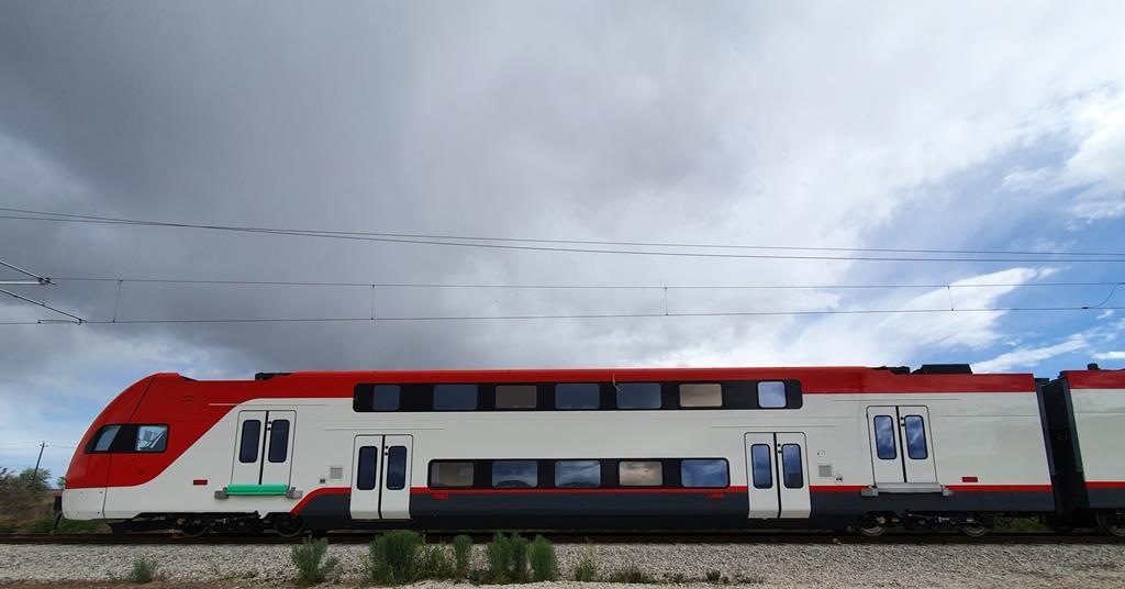 Caltrain’s first Stadler EMUs on test | News | Railway Gazette ...