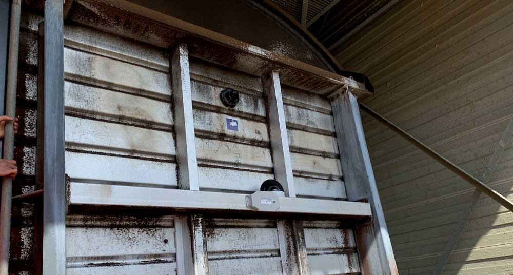 Train Control: Say goodbye to lineside hardware with satellites and ...