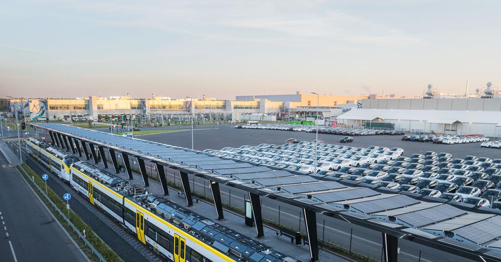 Tesla shuttle returns with battery trains | News | Railway Gazette ...