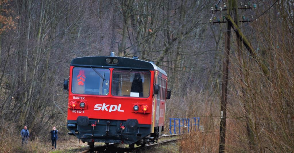 Czech railbuses provide Polish inter-city connection | News | Railway ...