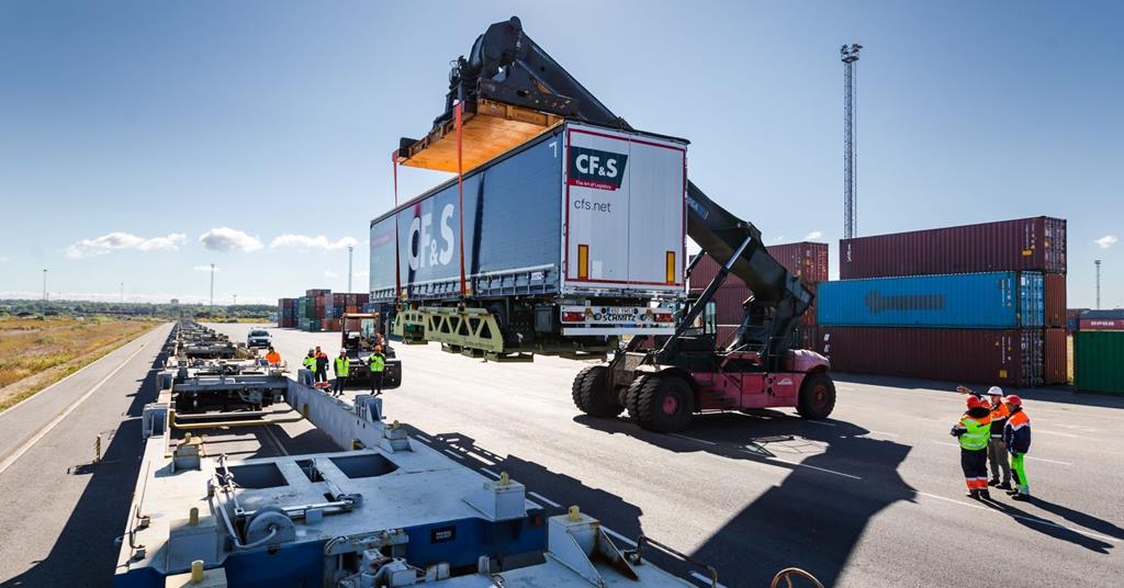 Amber Train links the Baltic States to western Europe | News | Railway ...