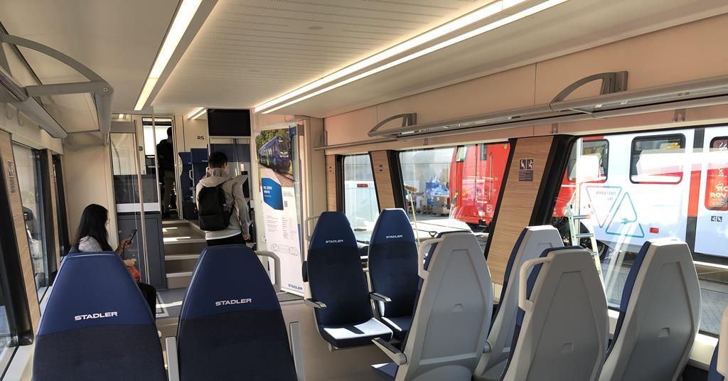 Prototype RS Zero hydrogen or battery railcar for secondary lines ...