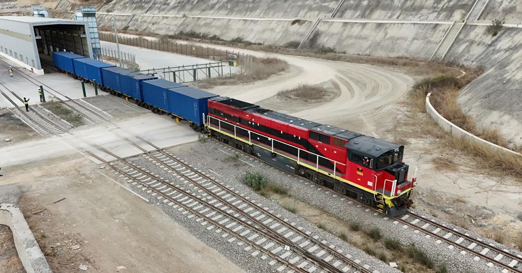 Modern wagons arrive for Angolan railway capacity upgrade | News ...