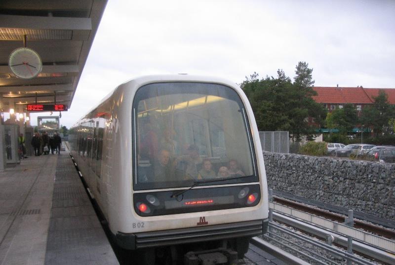 Hitachi completes Ansaldo deal | News | Railway Gazette International