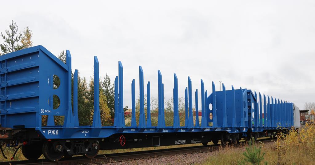High-capacity timber wagons ordered | News | Railway Gazette International