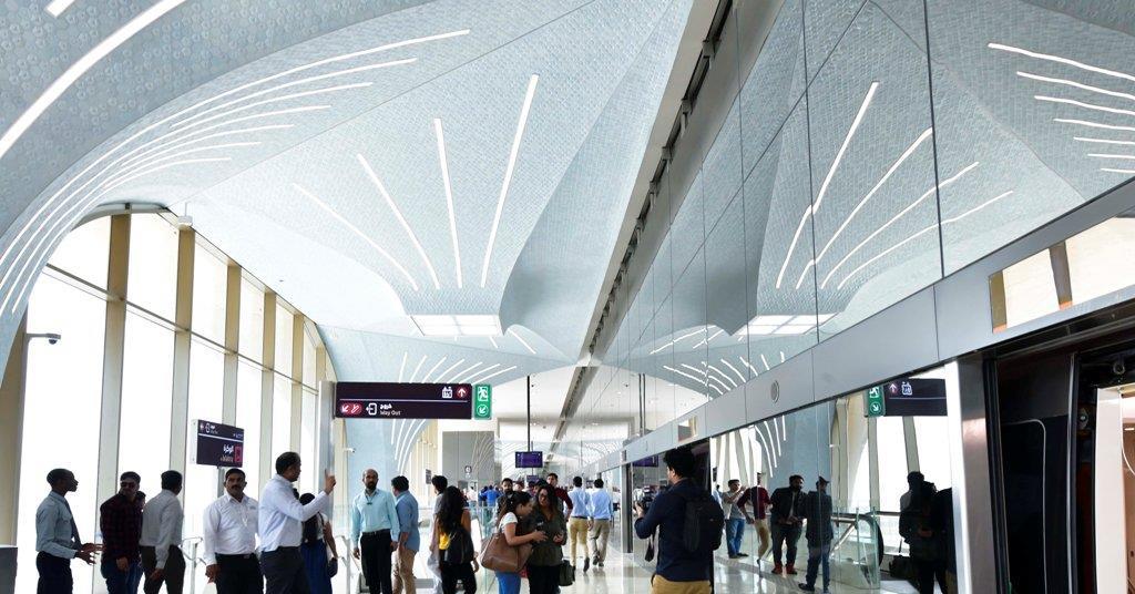 Passenger service begins on Doha metro Red Line | Metro Report ...