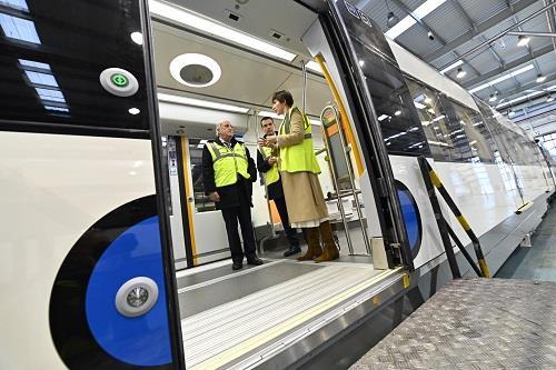 Euskotren unveils EMUs to increase capacity | News | Railway Gazette ...