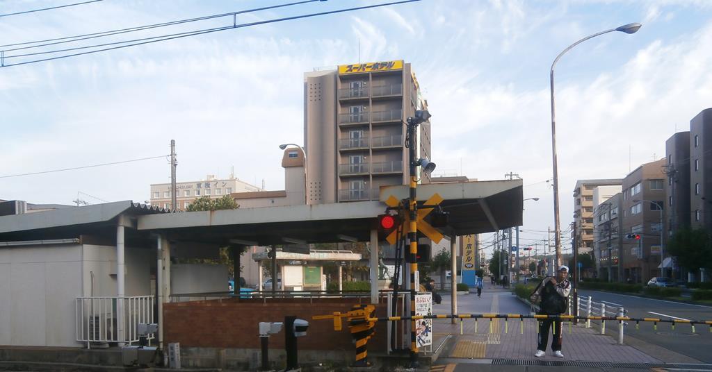 Japan addresses level crossing safety | News | Railway Gazette ...