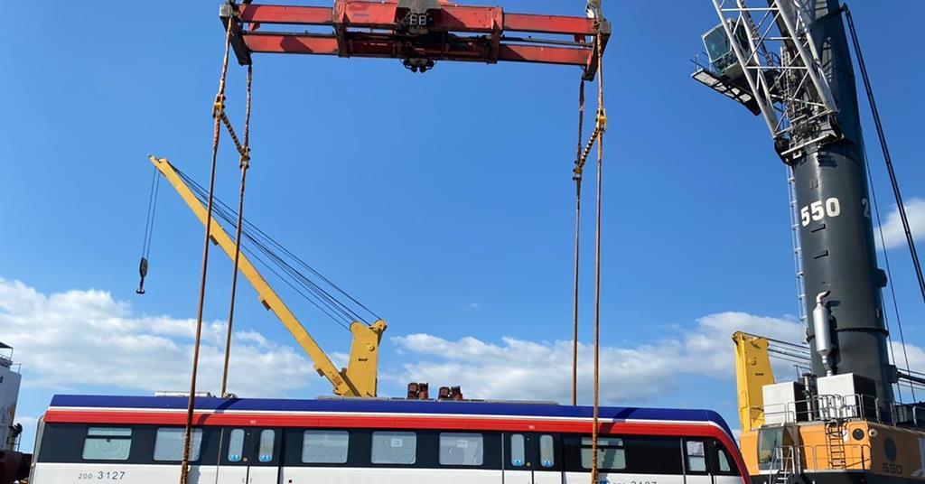 ‘Modern, efficient and sustainable’ trains arrive in Costa Rica | News ...