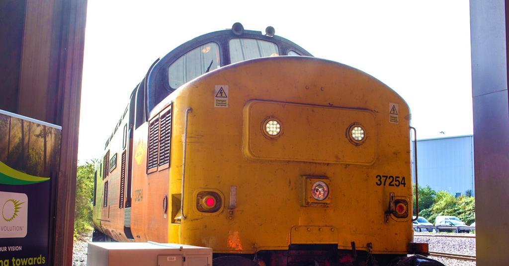 Class 37 solid oxide fuel cell demonstration | Rail Business UK ...