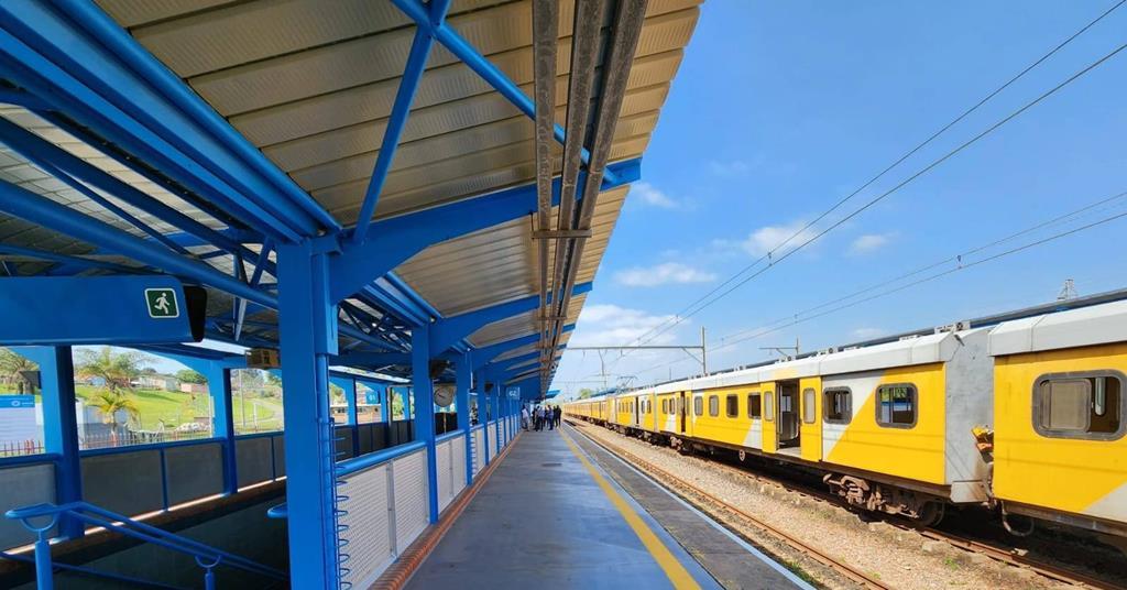 Prasa reopens Durban suburban line using X’Trapolis EMUs | News ...