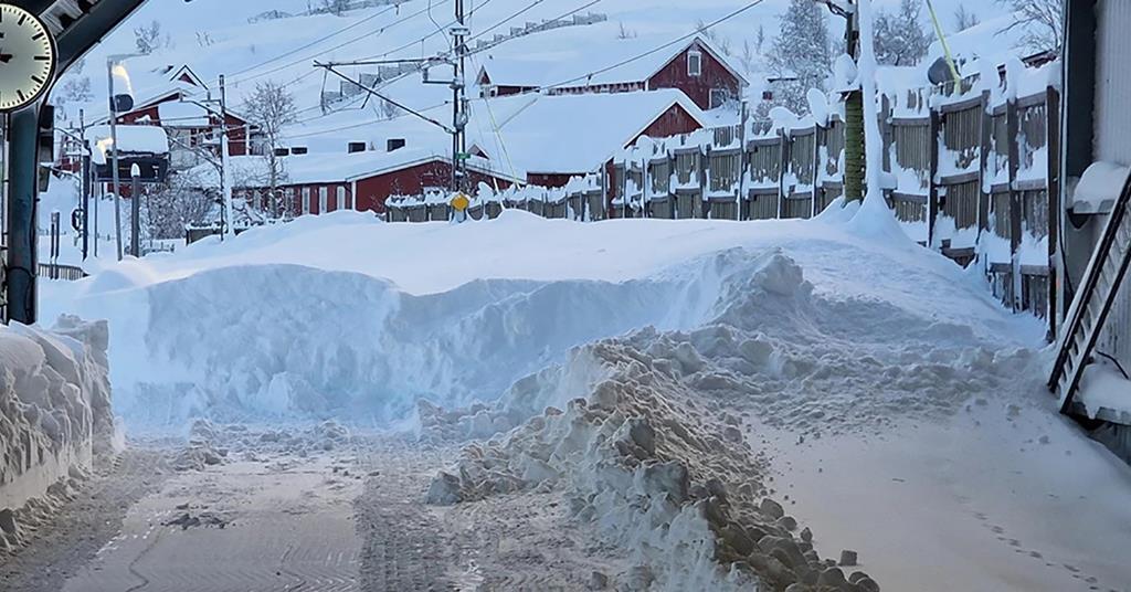 Malmbanan iron ore railway reopens after derailments | News | Railway ...