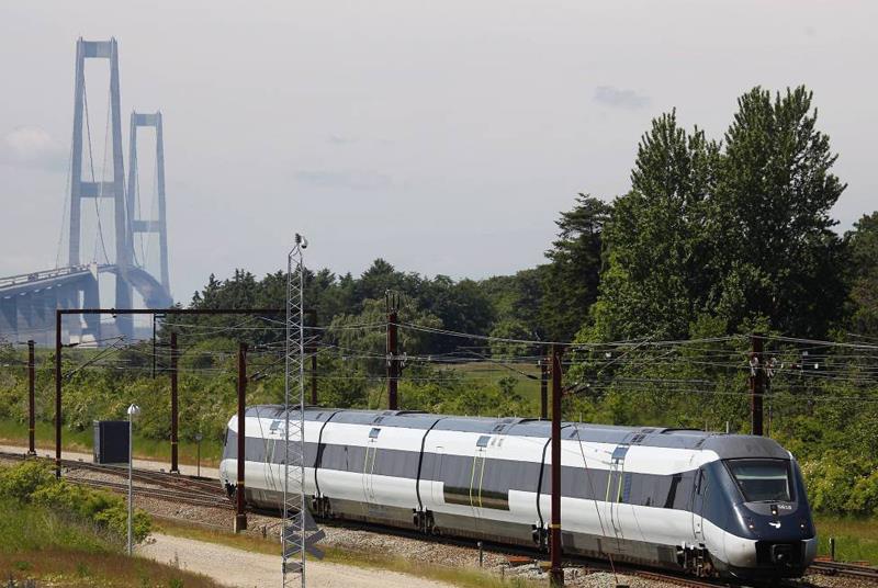 Oil to fund electrification and reduced journey times | News | Railway ...