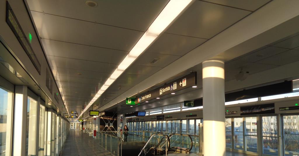 Barcelona Metro opens first elevated station | Metro Report ...