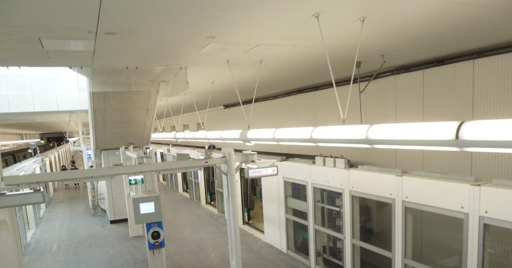 Paris Line 4 reaches Bagneux as driverless conversion moves forward ...