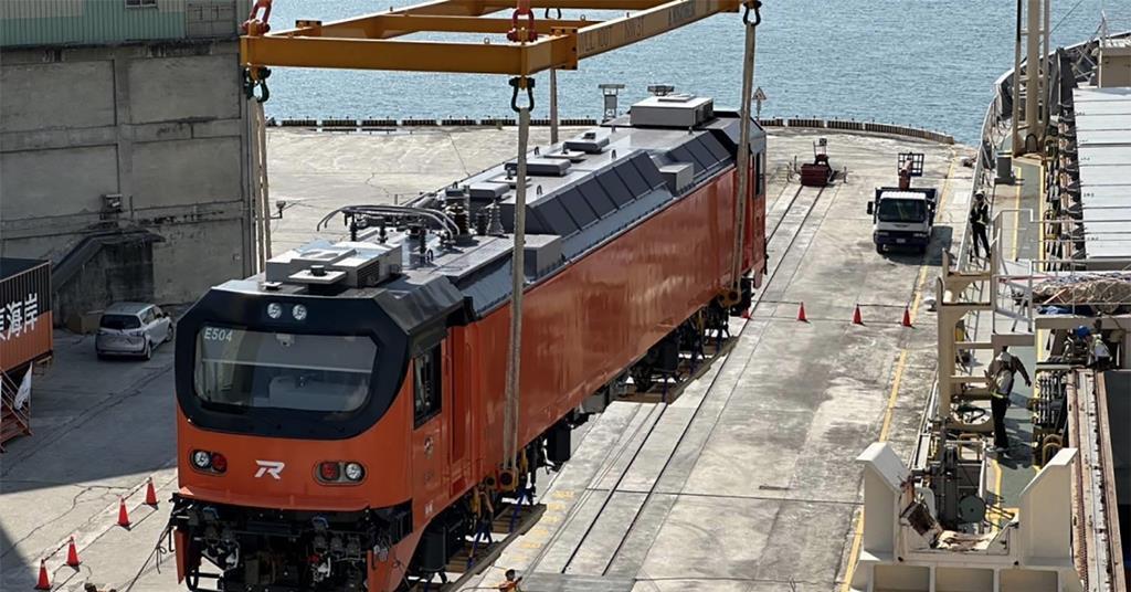 E500 electric locomotives delivered to Taiwan | News | Railway Gazette International