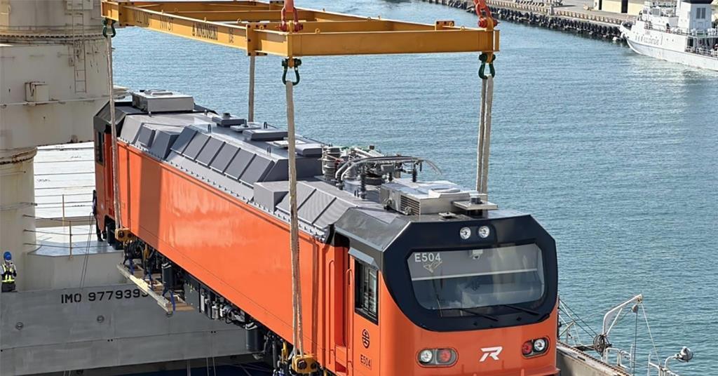 E500 electric locomotives delivered to Taiwan | News | Railway Gazette International