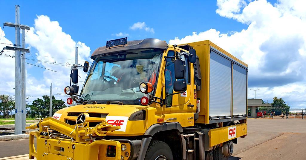 Mauritius light rail road-rail fleet delivered | Metro Report ...