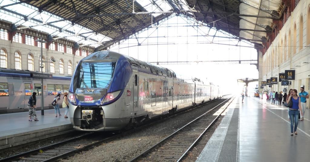 PACA launches TER tendering process | News | Railway Gazette International