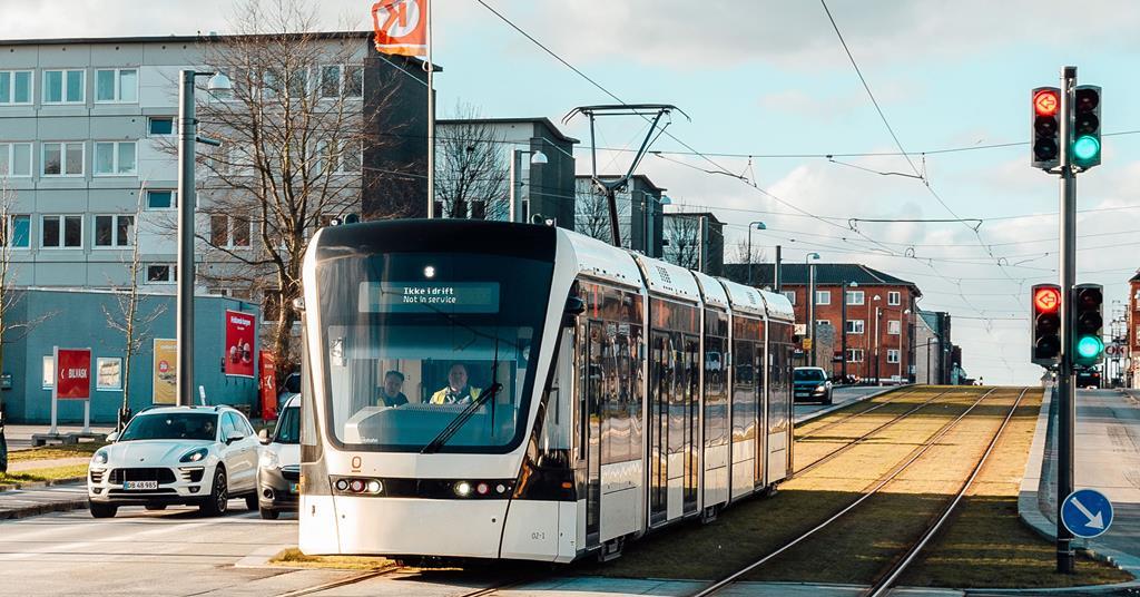 Celebrations as Odense tramway opens | Metro Report International ...