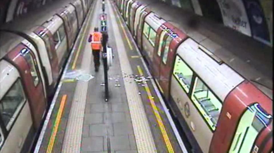 London Underground train evacuation report makes three recommendations ...