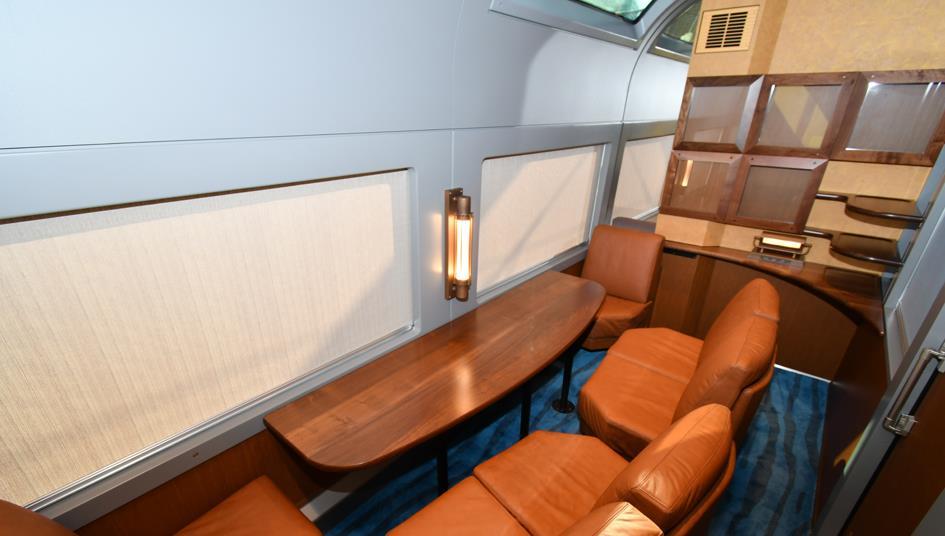 JR East tests Saphir Odoriko luxury EMUs | News | Railway Gazette ...