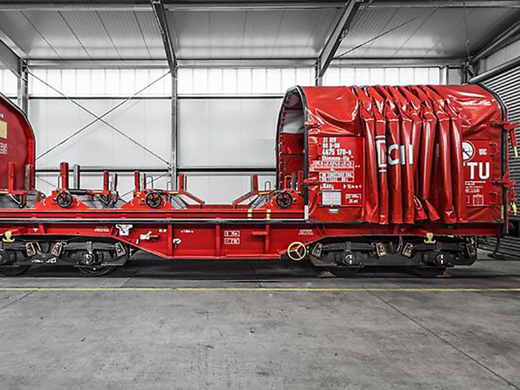 DB Cargo presents updated coil wagon | News | Railway Gazette International