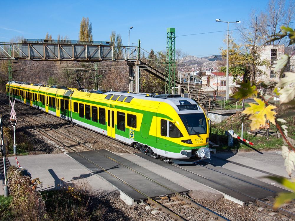 GySEV Flirts to enter service early | News | Railway Gazette International
