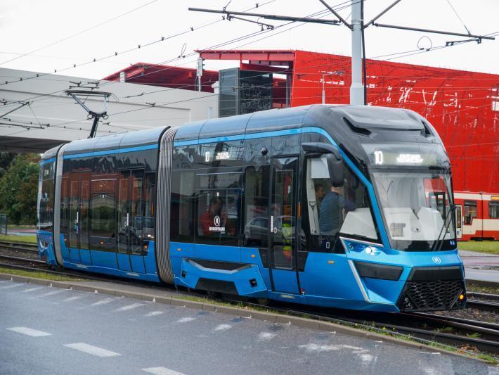 Moderus Gamma on test in Gdańsk | News | Railway Gazette International